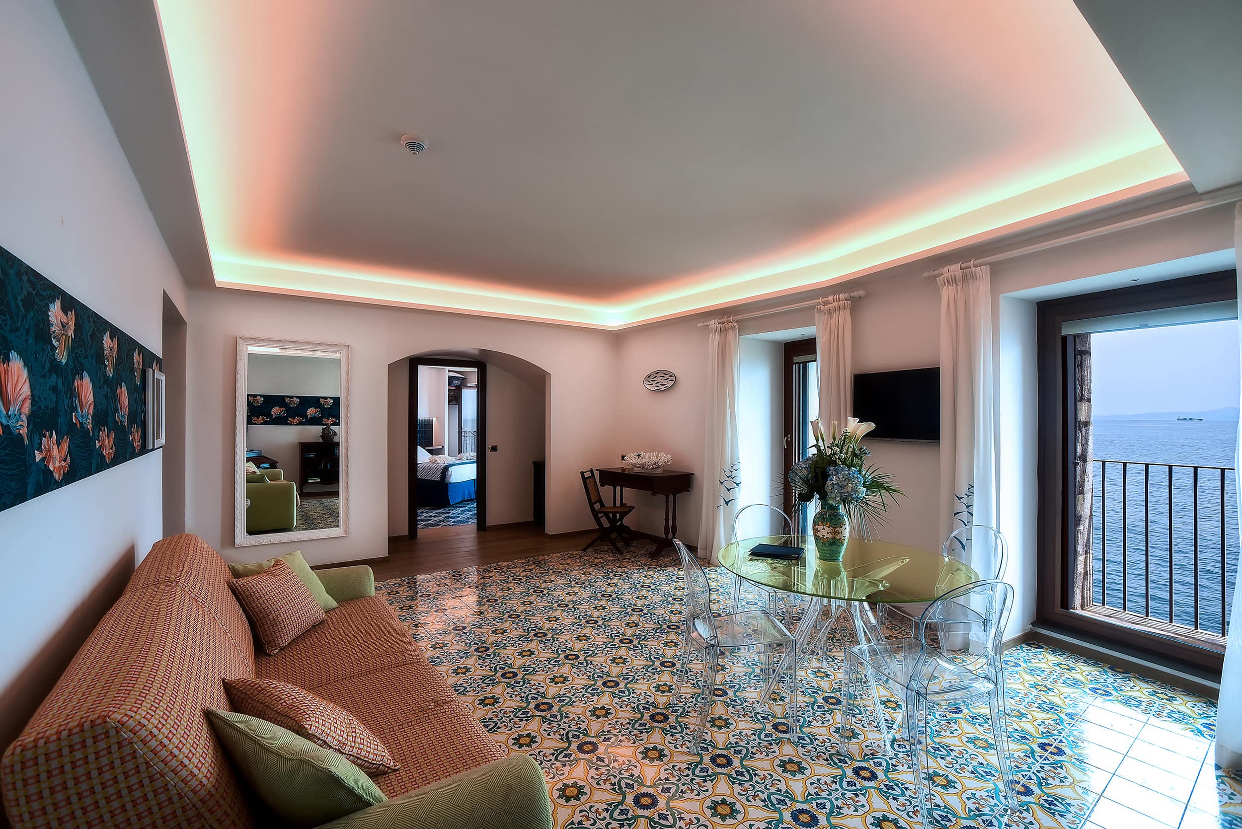 Book the panoramic suite with sea view | Hotel Marmorata